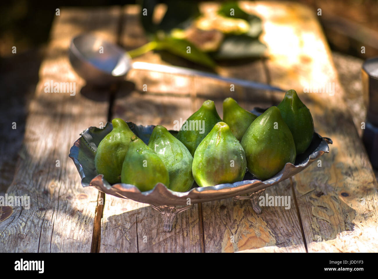 Delicious fresh raw figs fruits from the farm Stock Photo - Alamy