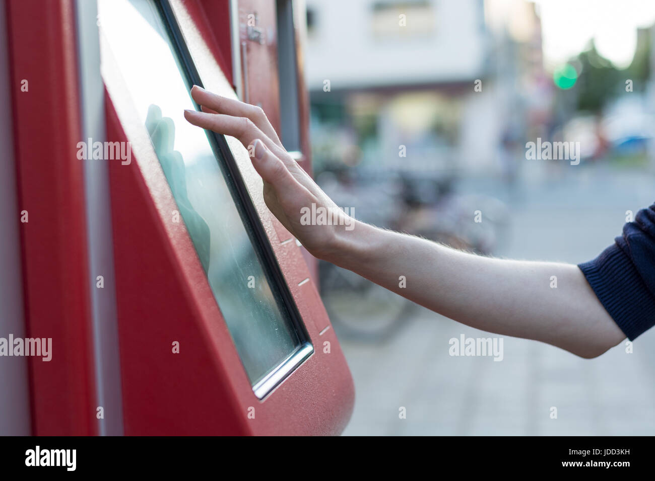 Self service ticket vending machine hi-res stock photography and images ...