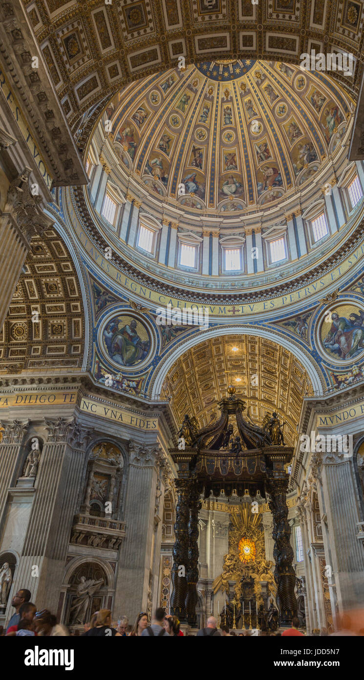 Petersplatz und petersdom hi-res stock photography and images - Alamy