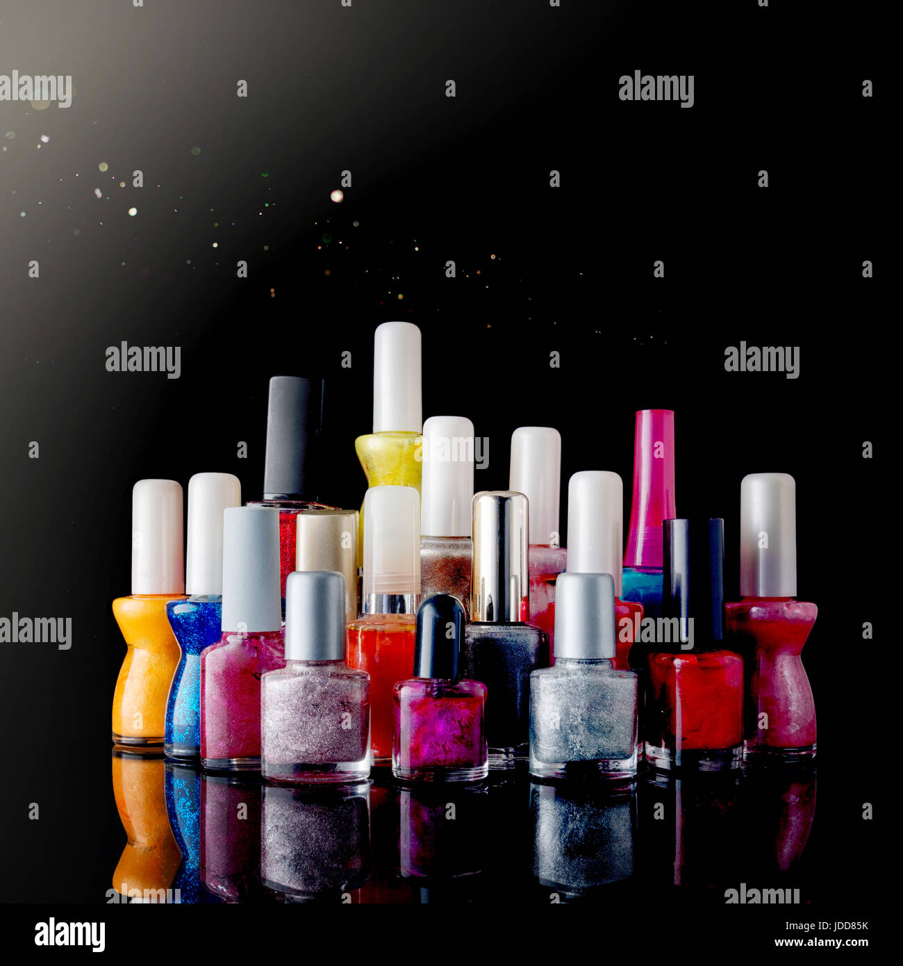 Nail polishes hi-res stock photography and images - Alamy