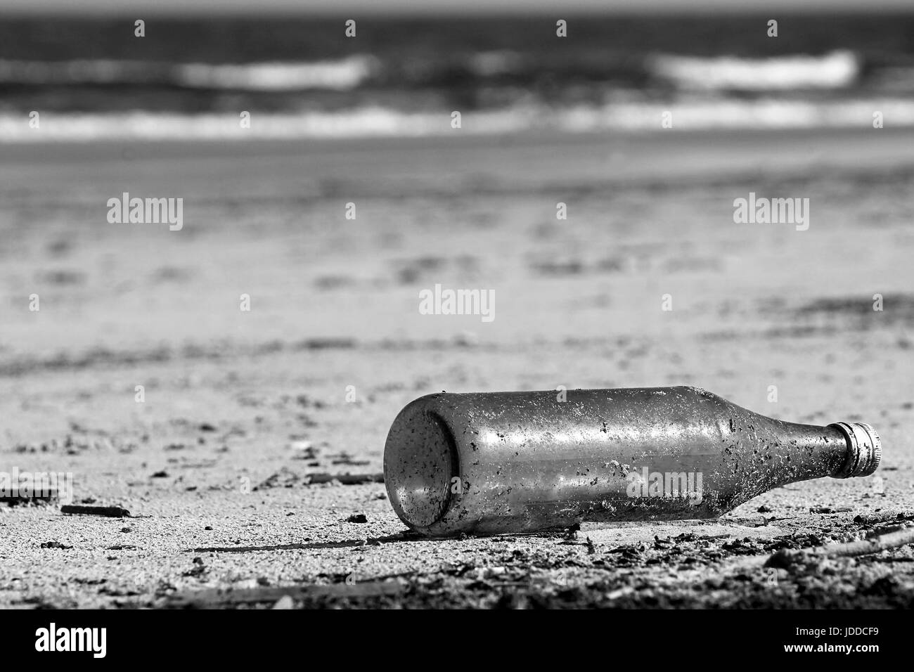 No message and no messenger Stock Photo - Alamy