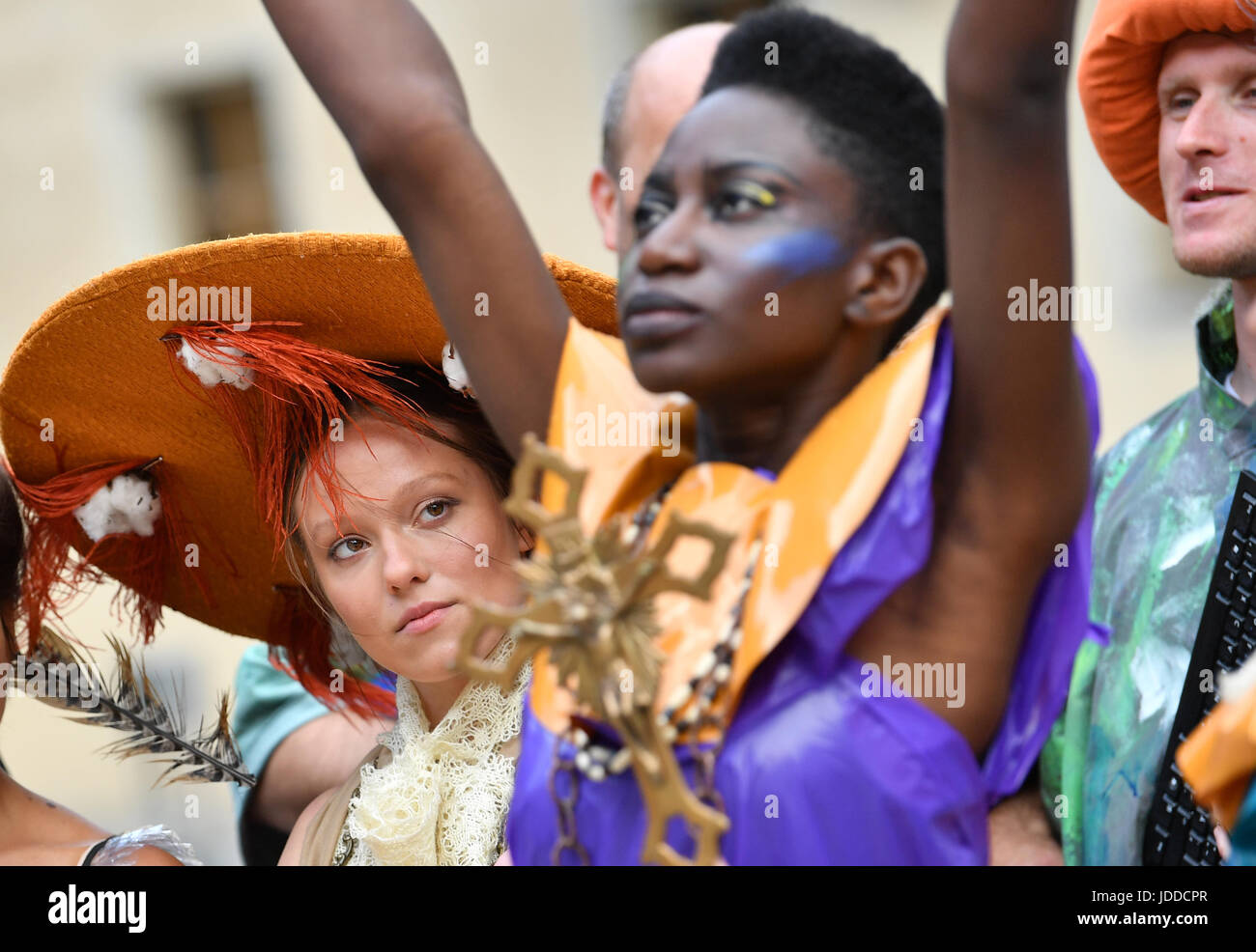 Wittenberg, Germany. 16th June, 2017. Actors pose to create a 'tableau ...