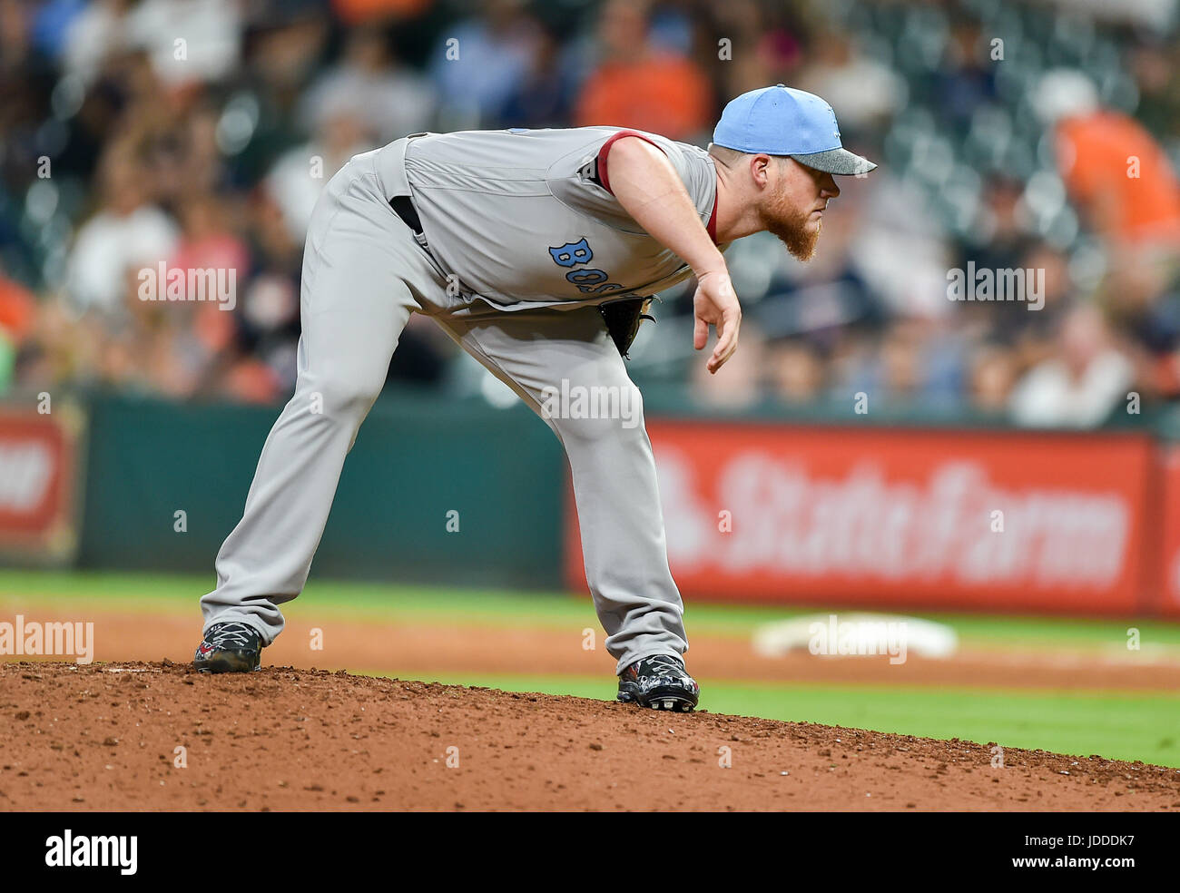 Houston, TX, USA. 18th June, 2017. Boston Red Sox relief pitcher Craig ...