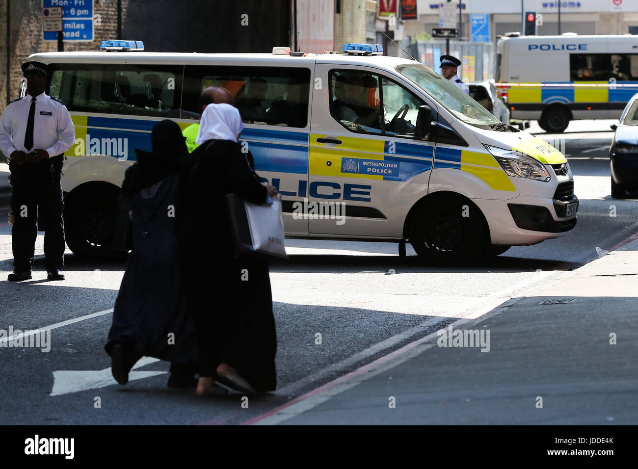 Cordon off area hi-res stock photography and images - Alamy