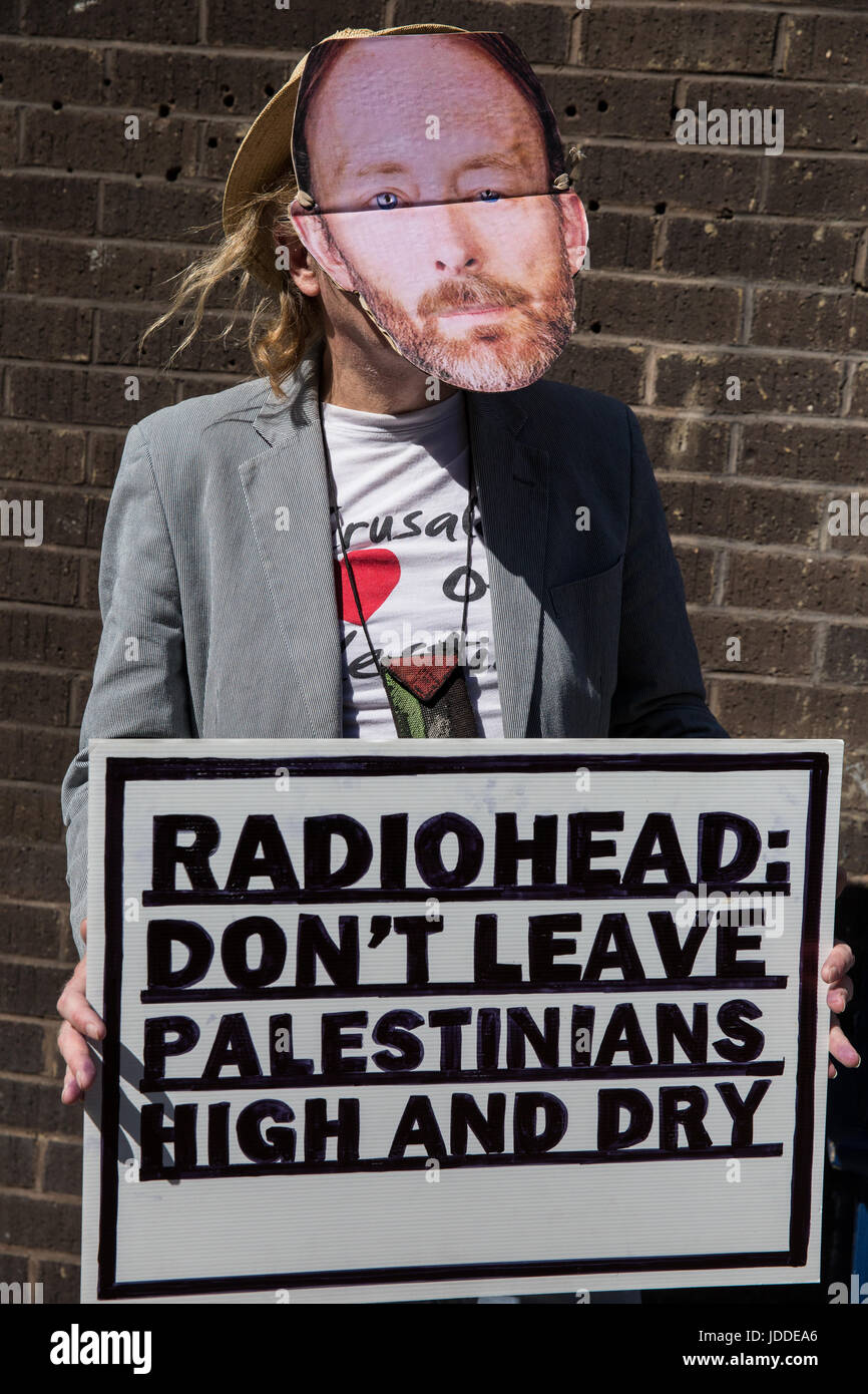 London, UK. 19th June, 2017. An activist from London Palestine Action ...