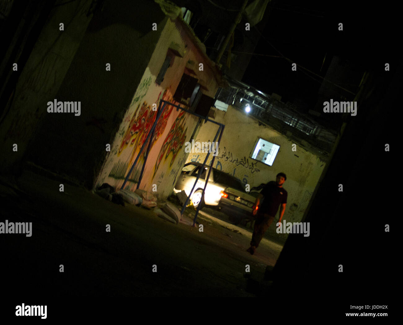 Gaza City, The Gaza Strip, Palestine. 19th June, 2017. Palestinians walking at a street at the ...