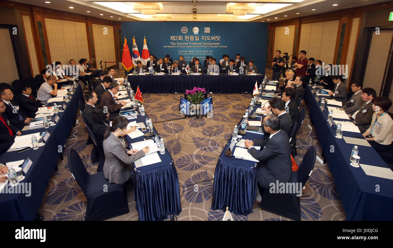 Trilateral GeoSummit opens in Jeju Officials from South Korea, China ...