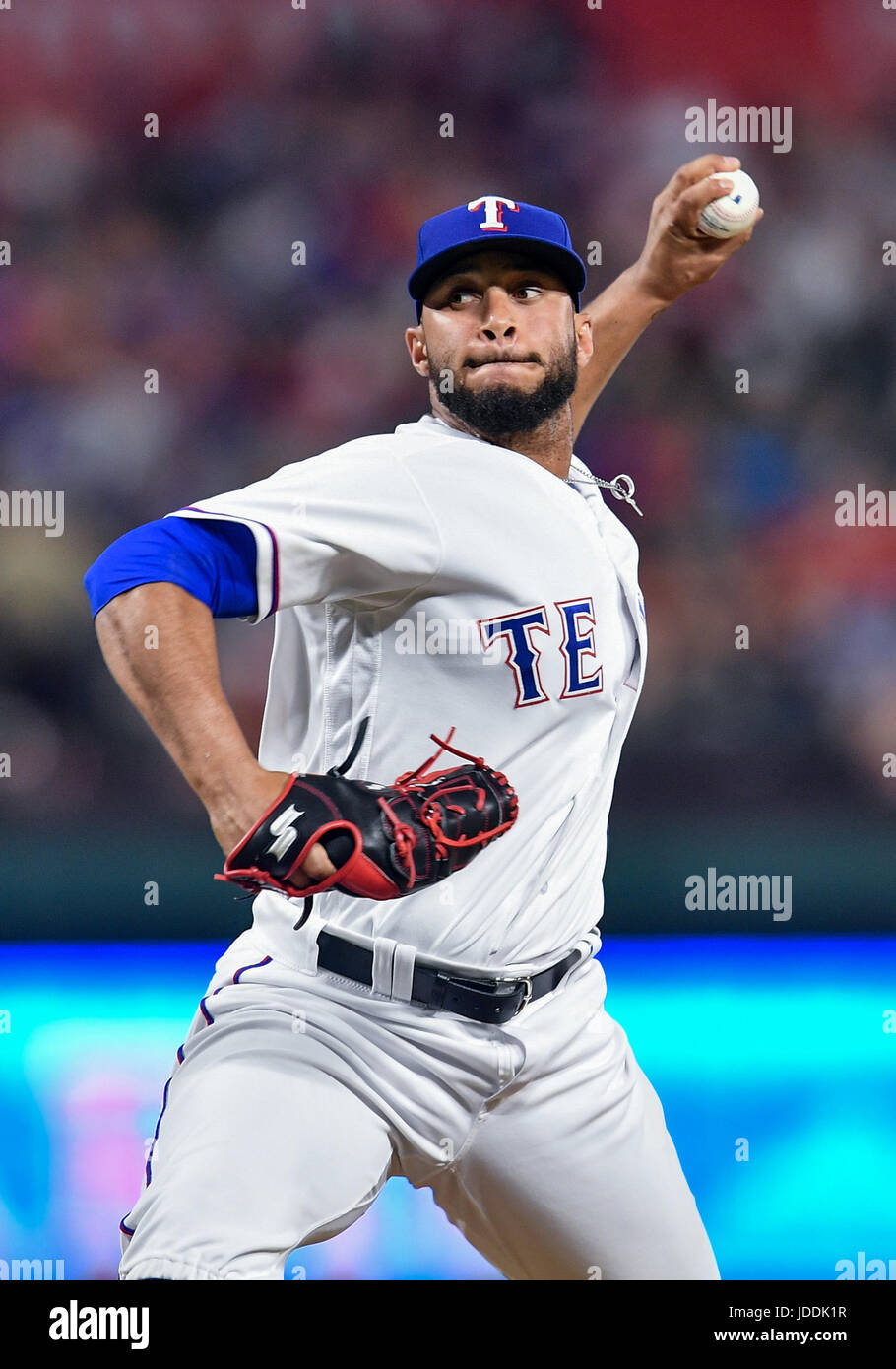 June 16th, 2017:.Texas Rangers relief pitcher Dario Alvarez (39 ...