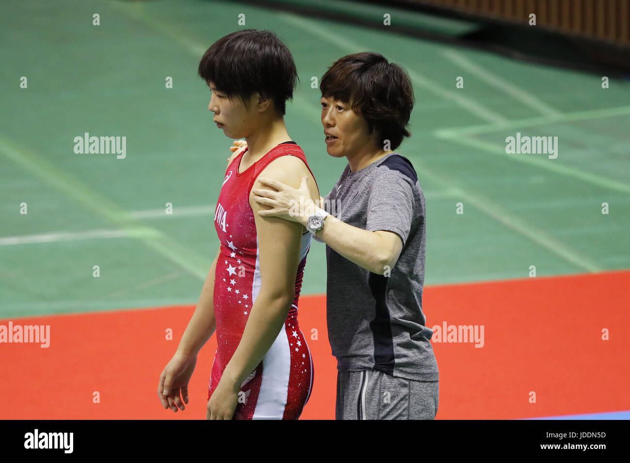 nd Yoyogi Gymnasium, Tokyo, Japan. 17th June, 2017. (L-R) Sae Nanjo ...