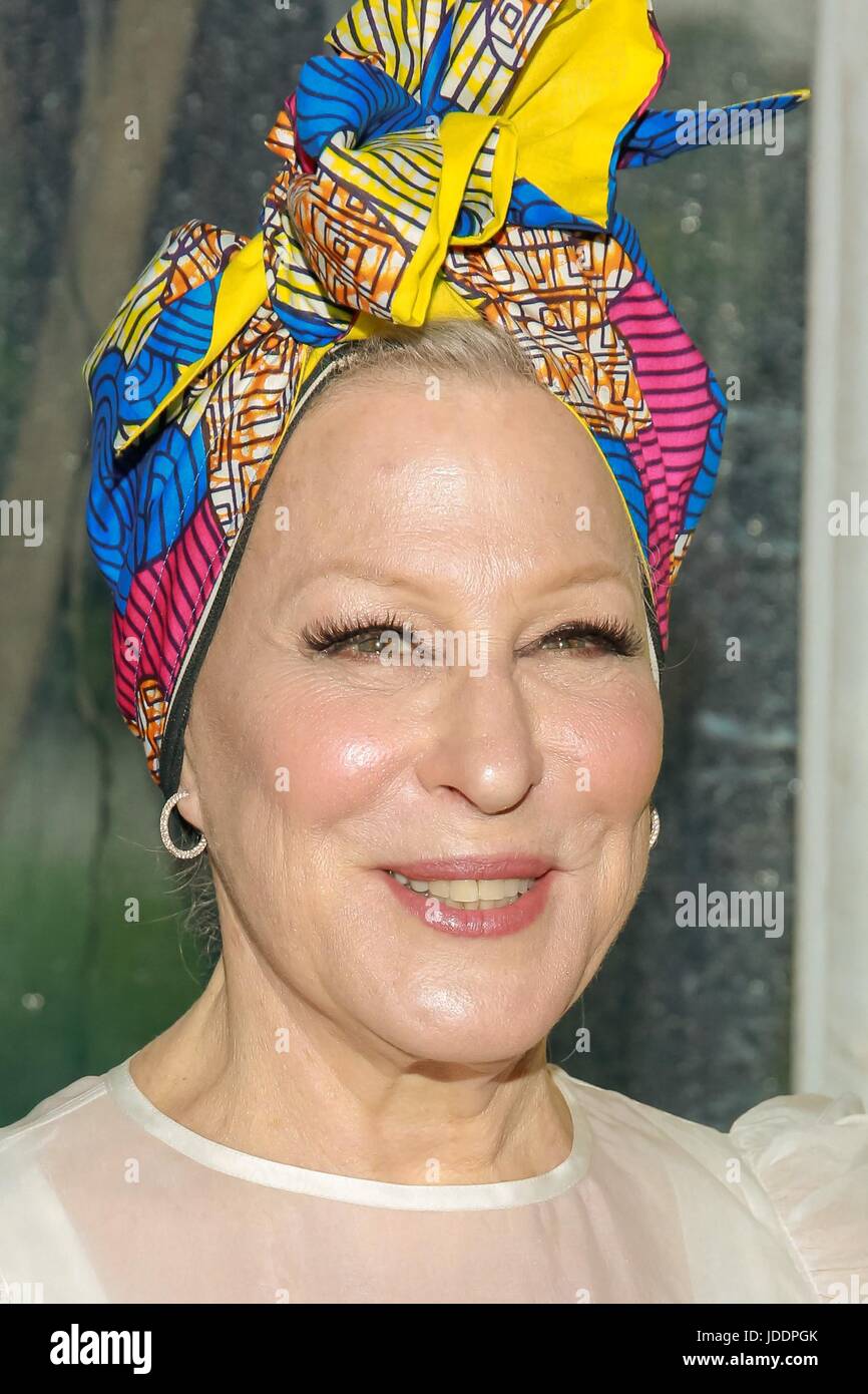 New York Ny Usa 19th June 2017 Bette Midler At Arrivals For New
