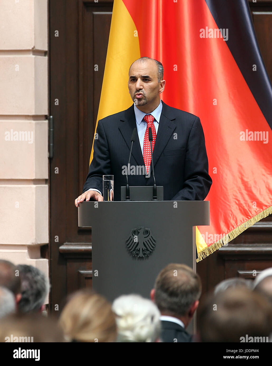 Berlin, Germany. 20th June, 2017. Syrian refugee Ghifar Taher Agha ...
