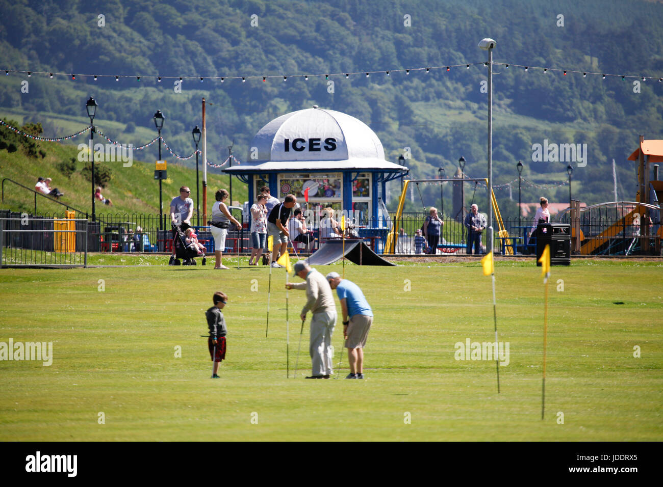 Largs ice cream hi-res stock photography and images - Alamy