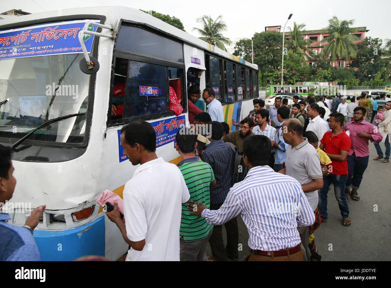 Bus driver passenger dhaka bangladesh hi-res stock photography and ...