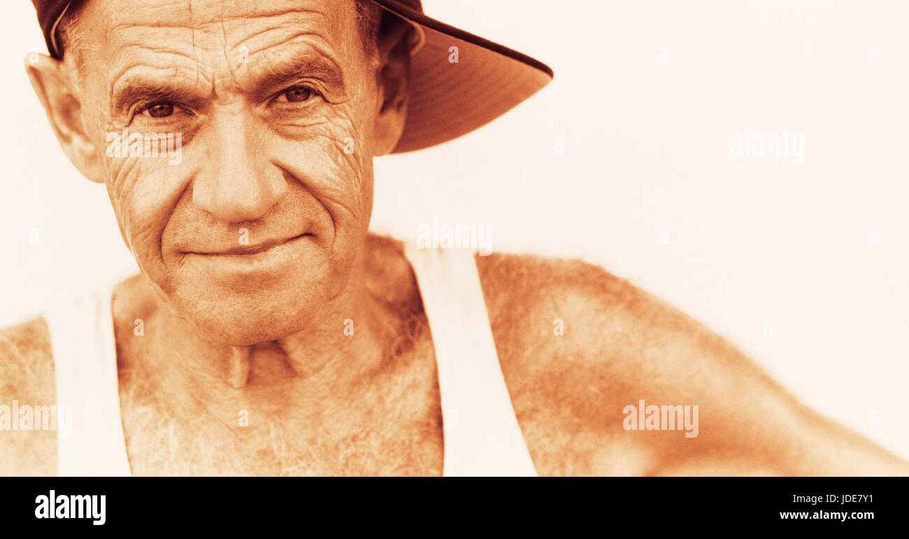 Portrait of senior citizen man Stock Photo - Alamy