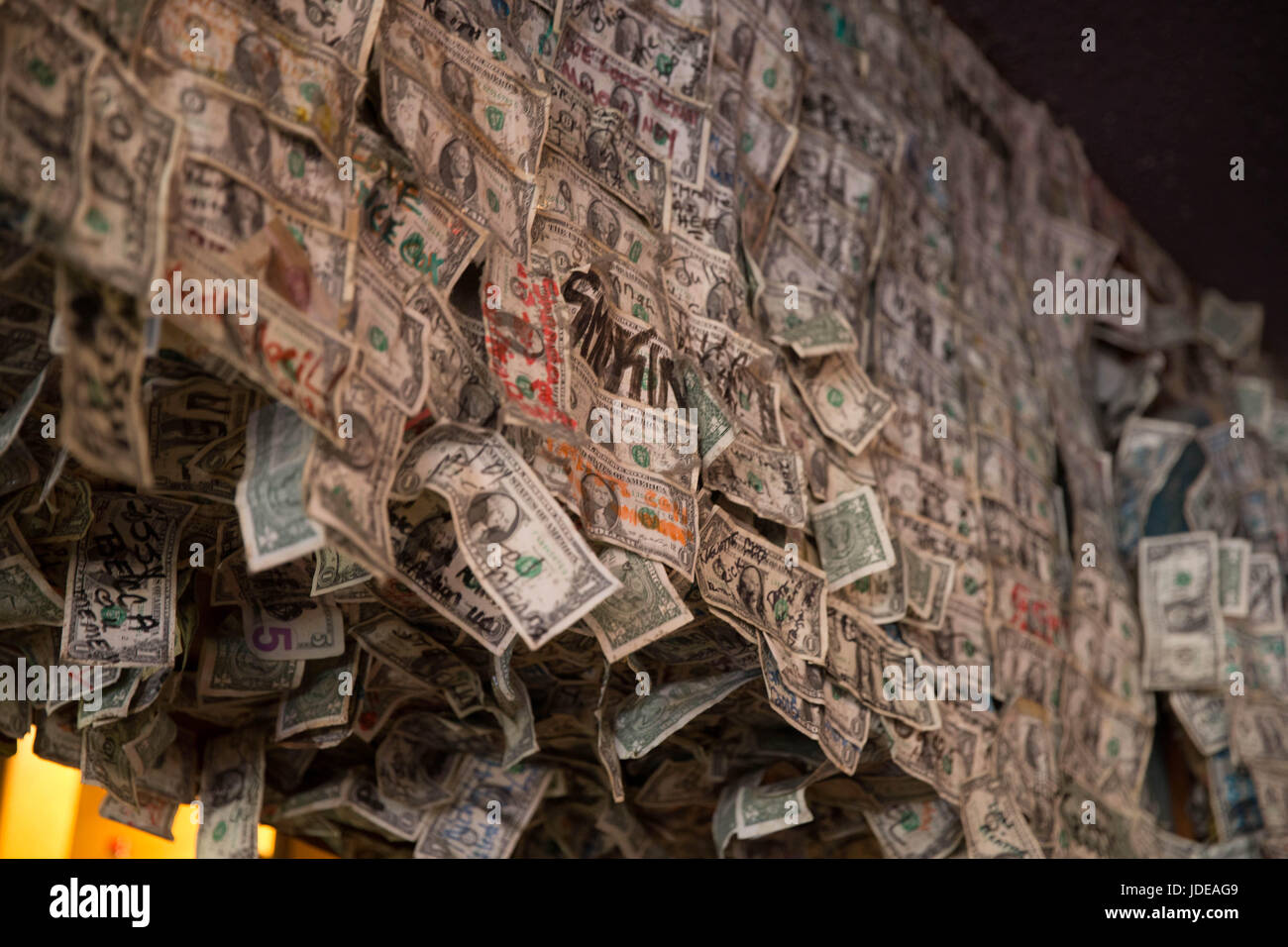 Multiple dollar bills hi-res stock photography and images - Alamy