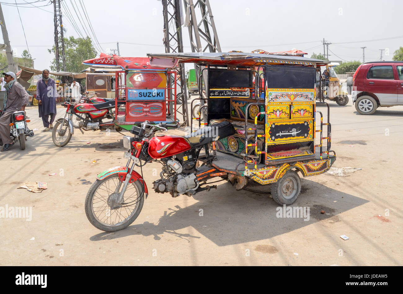 Old motor pakistan hi-res stock photography and images - Alamy
