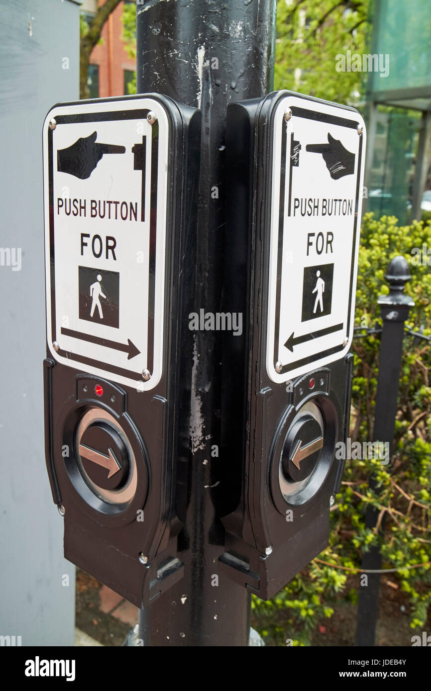 Push button road crossing hi-res stock photography and images - Alamy