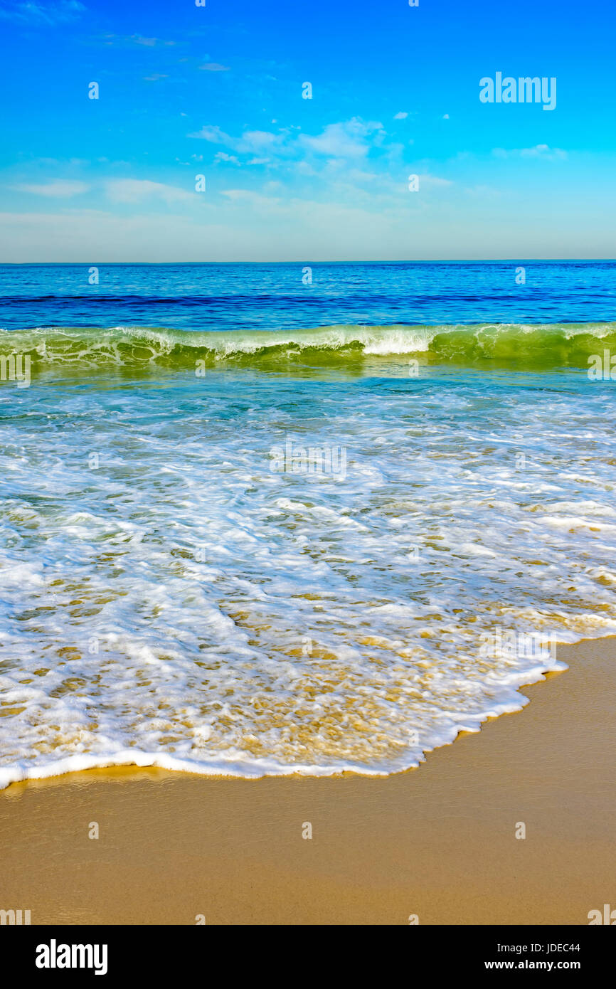 Water over sand in Cpacabana beach horizon Stock Photo - Alamy