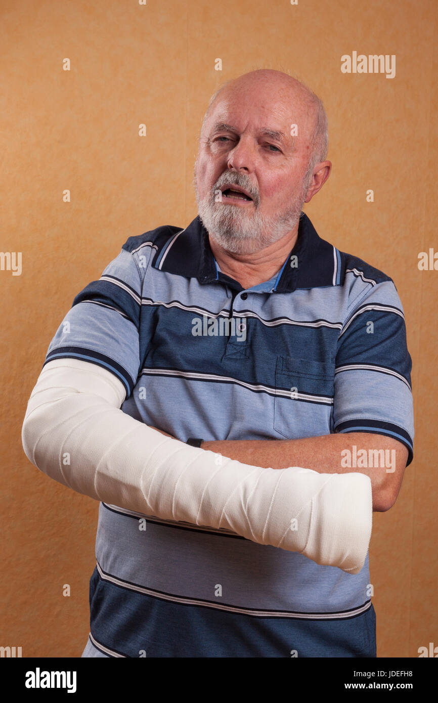 Wrist Plaster High Resolution Stock Photography and Images - Alamy