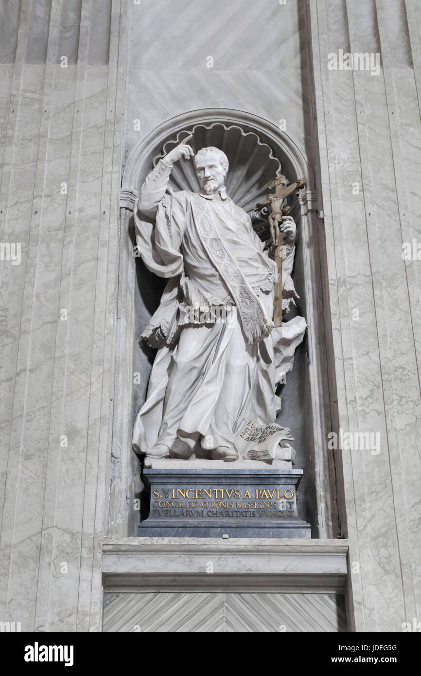 Statue of Saint Vincent de Paul inside Saint Peter's basilica, Vatican ...