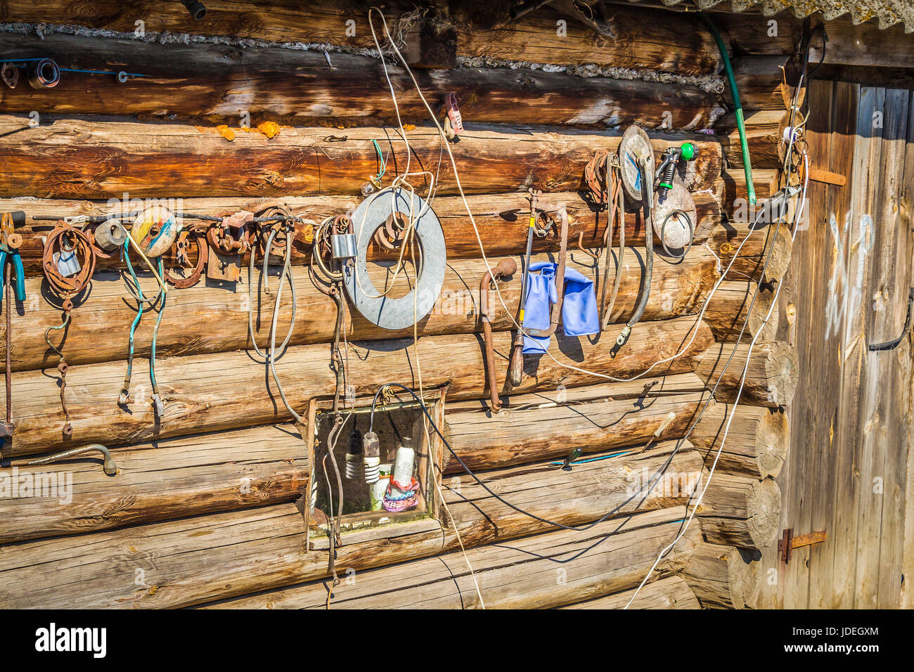 Tool breakage hi-res stock photography and images - Alamy