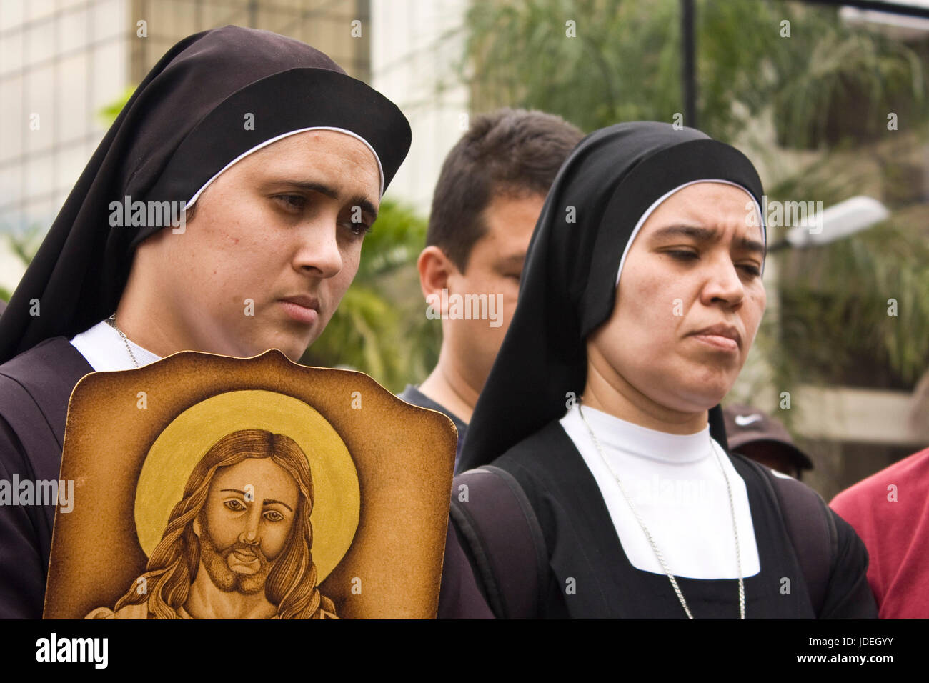 Nuns and jesus hi-res stock photography and images - Alamy