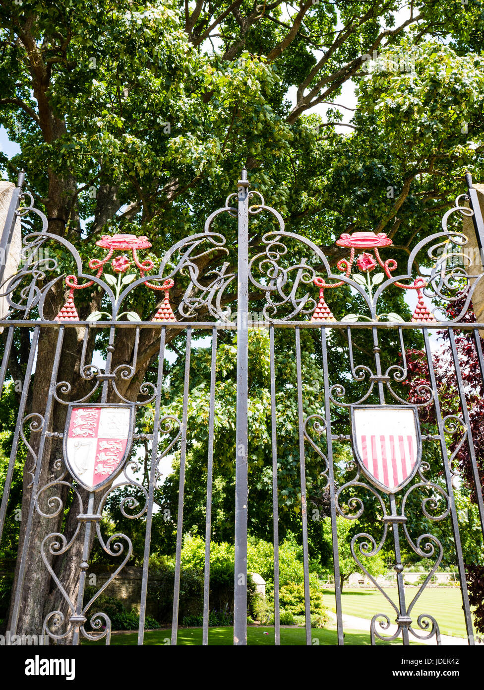 Gate to christchurch college hi-res stock photography and images - Alamy