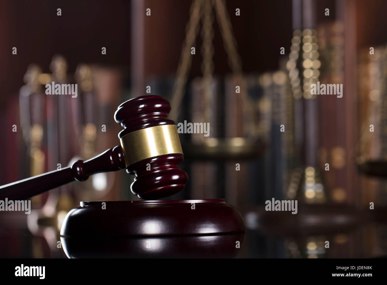 Jugde hi-res stock photography and images - Alamy