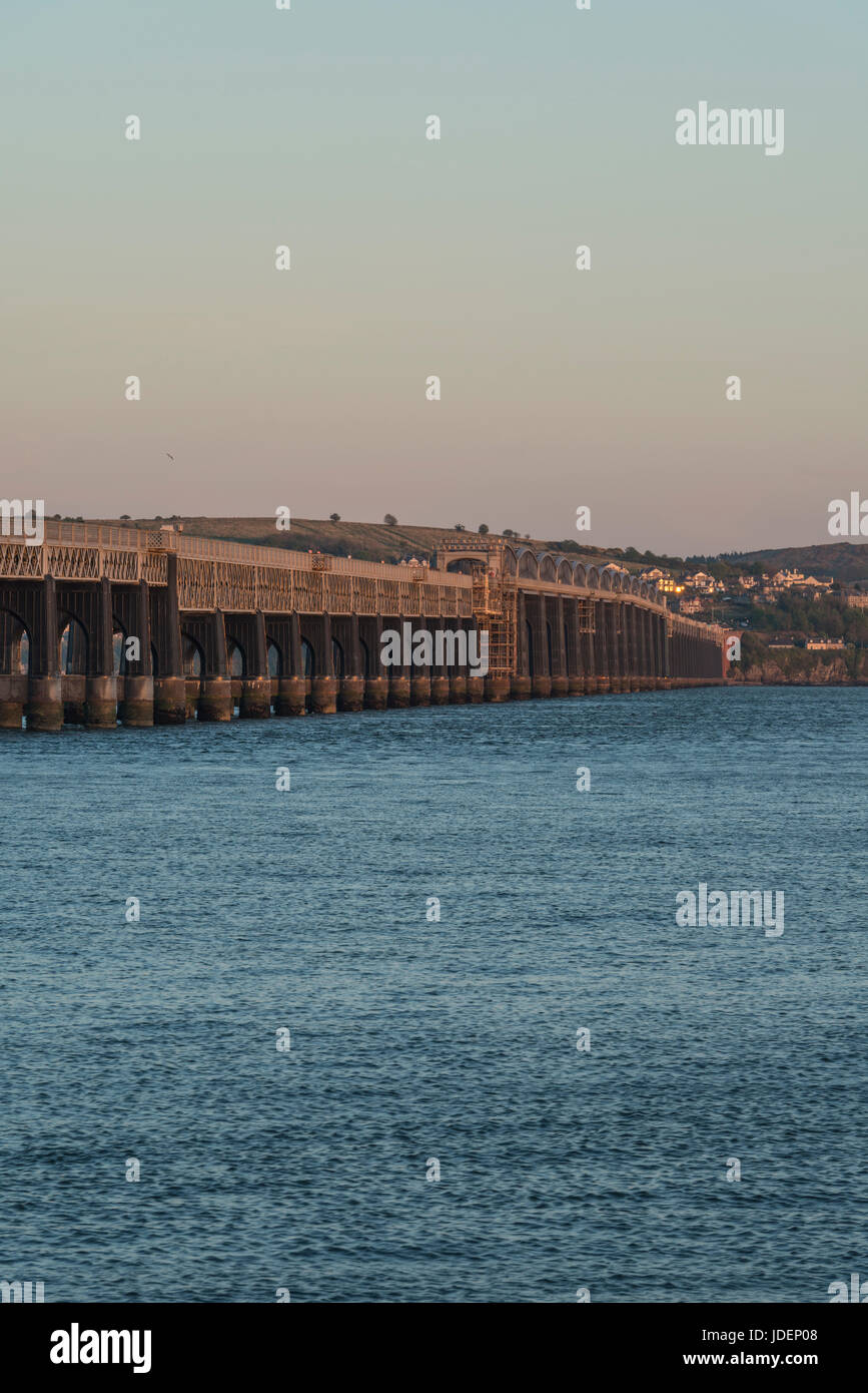 Tay Rail bridge at sunset, Dundee, Scotland, UK Stock Photo - Alamy
