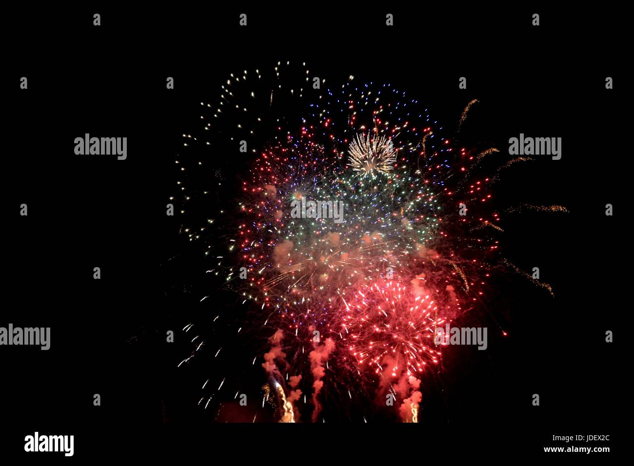 Red color rocket hi-res stock photography and images - Alamy