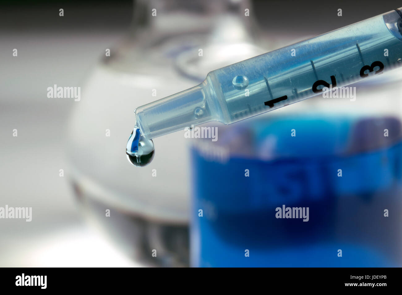 Biochemistry chemical chemistry experiment hi-res stock photography and ...