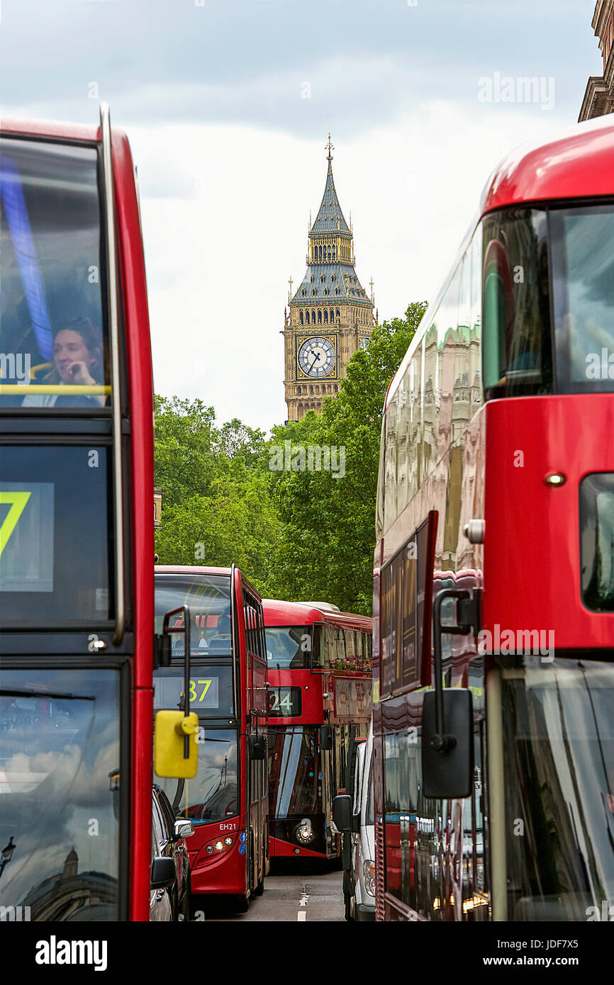 Double decker buses hi-res stock photography and images - Alamy