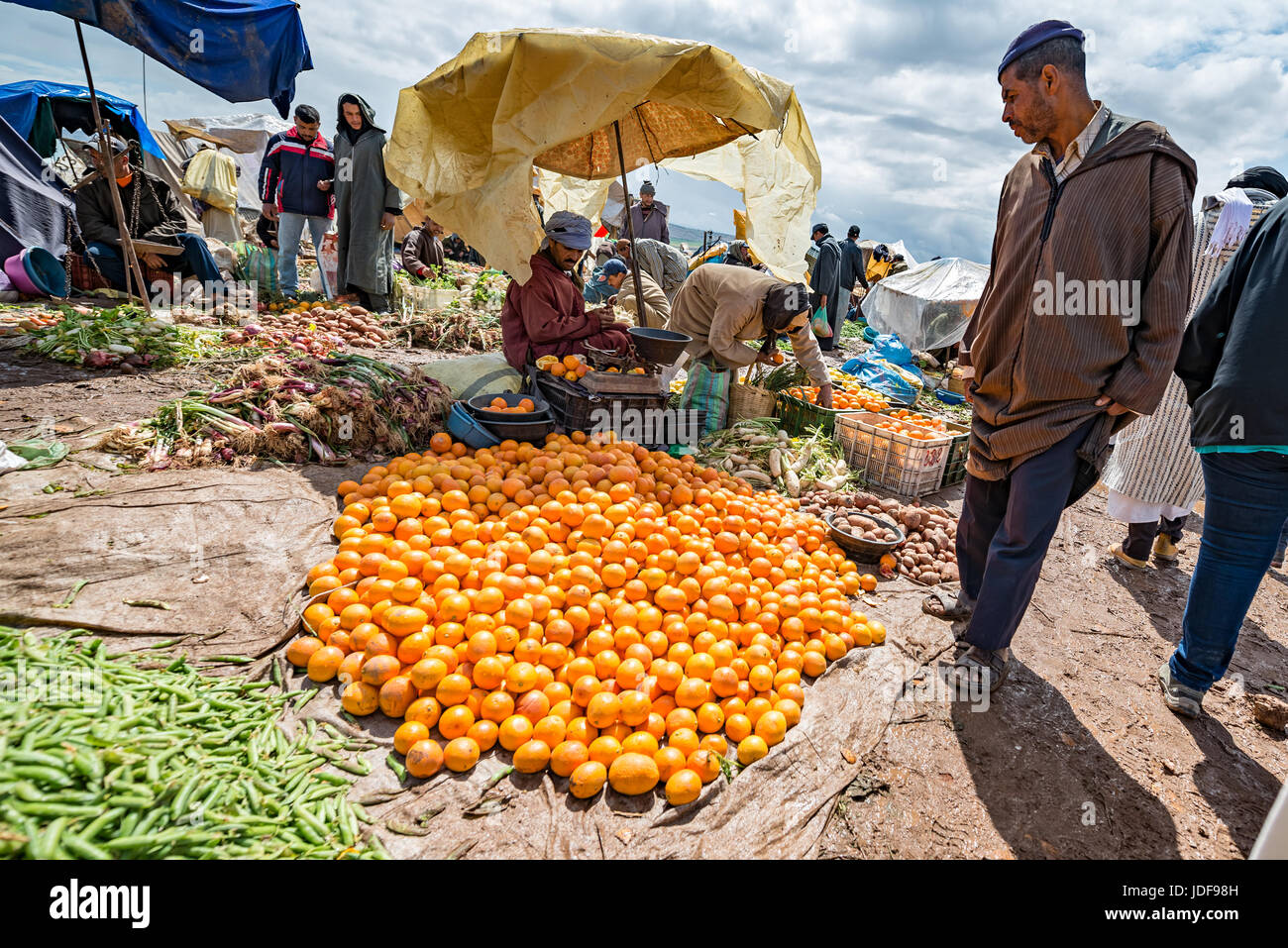 Traditional farmer market in Morocco Stock Photo - Alamy