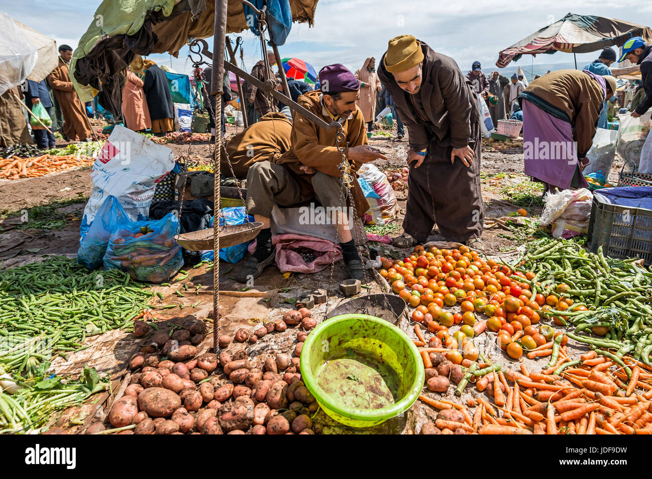 Traditional farmer market in Morocco Stock Photo - Alamy
