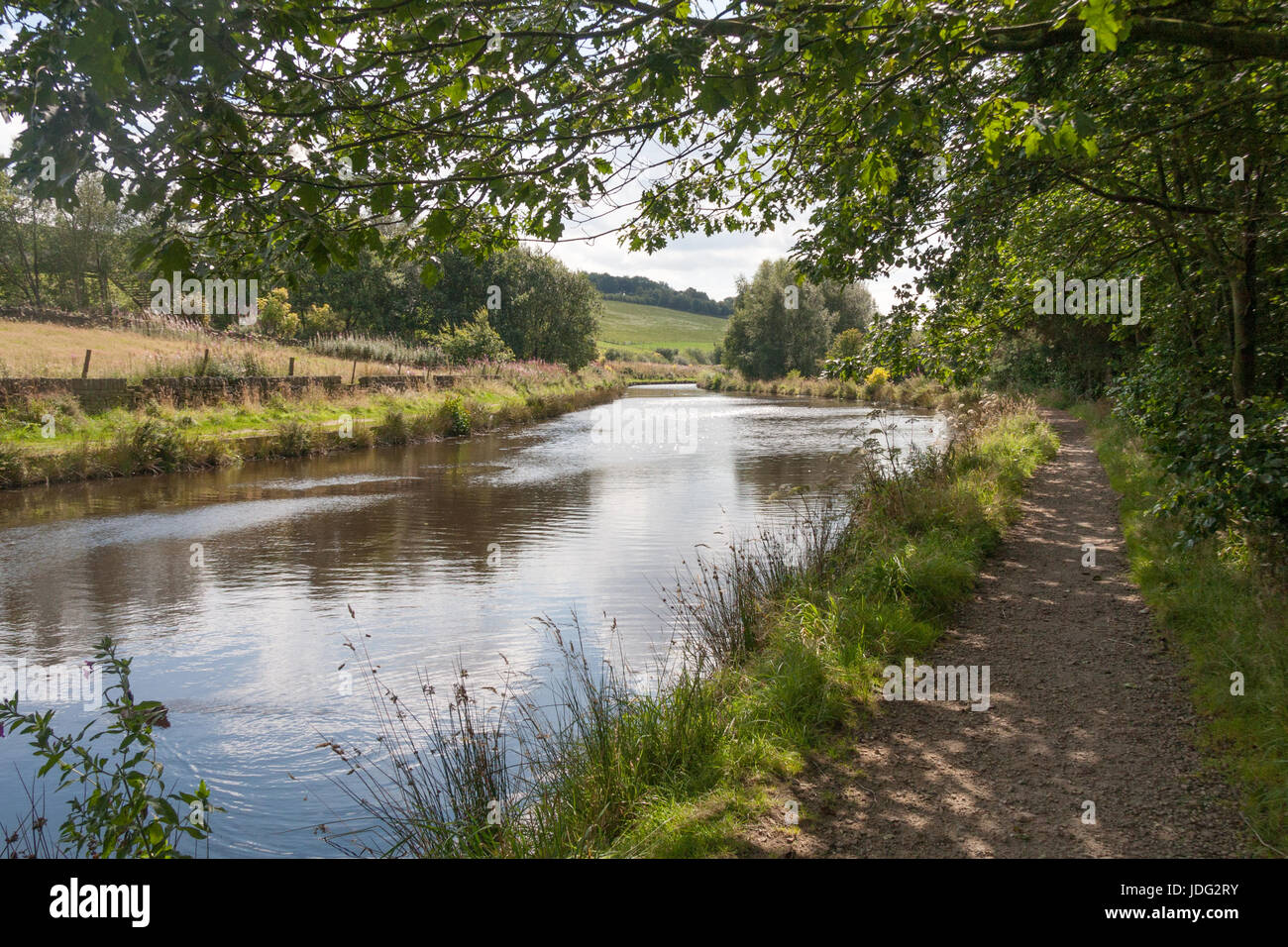 Pound on the Huddersfield Narrow Canal, Diggle, Oldham, Lancashire ...