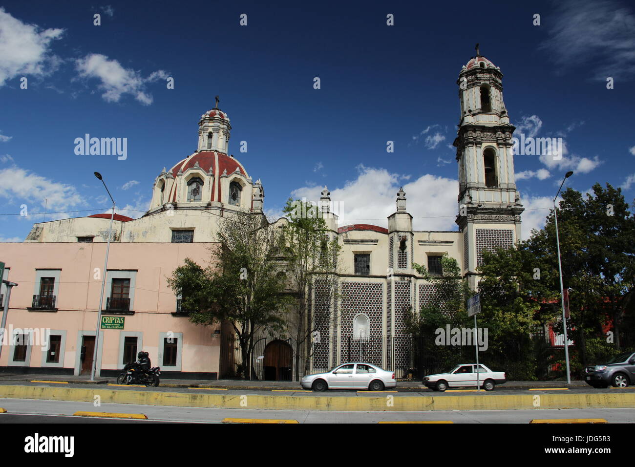 Colonial style in architecture, Mexico Stock Photo - Alamy