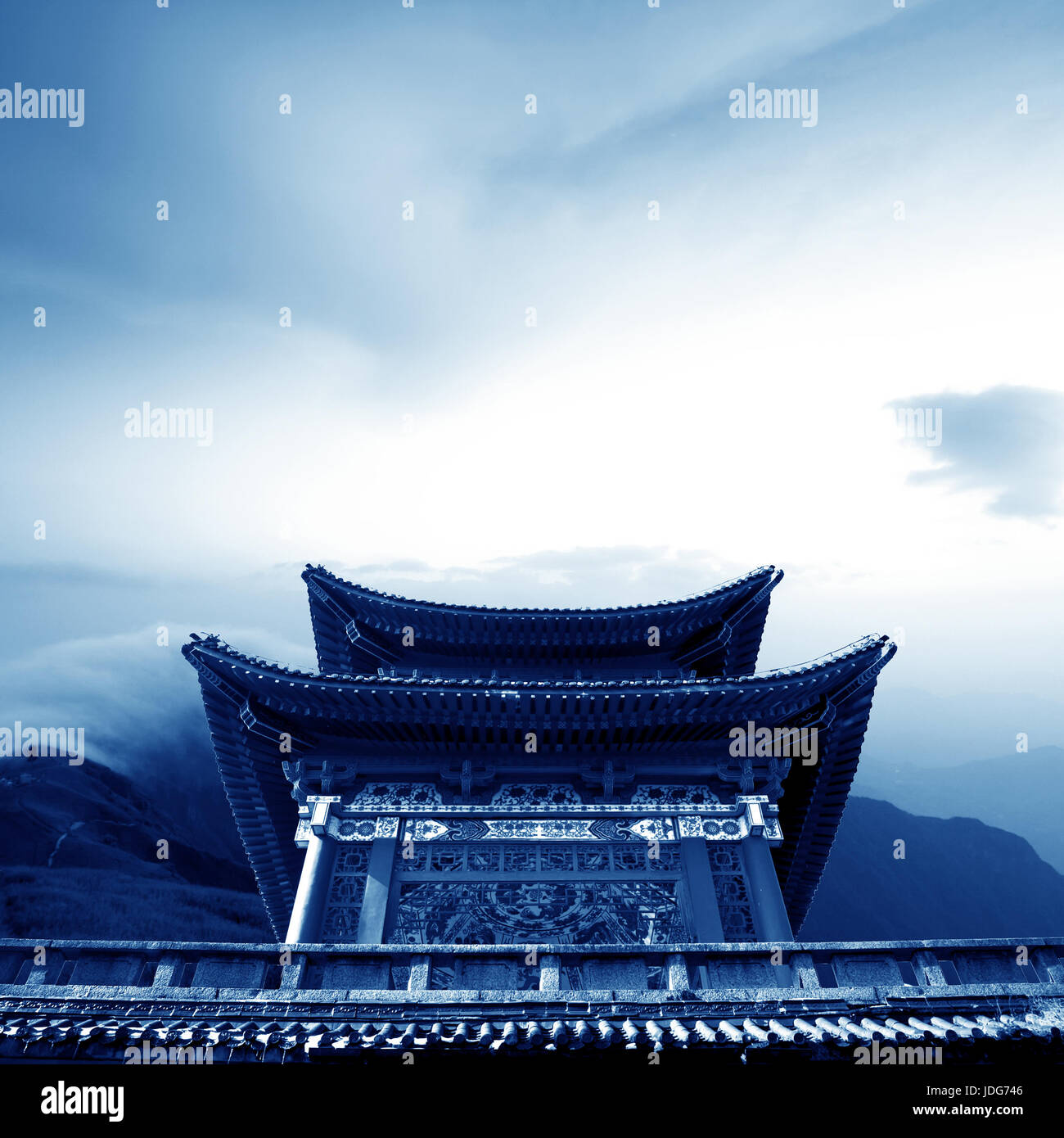 The construction of temples hi-res stock photography and images - Alamy