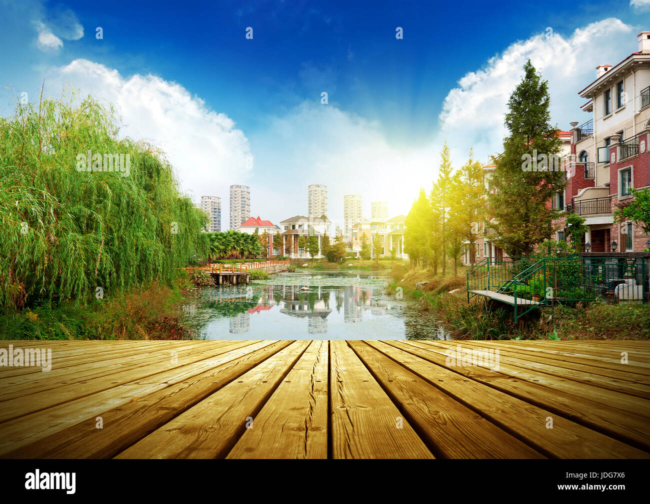 Pierscenic hi-res stock photography and images - Alamy