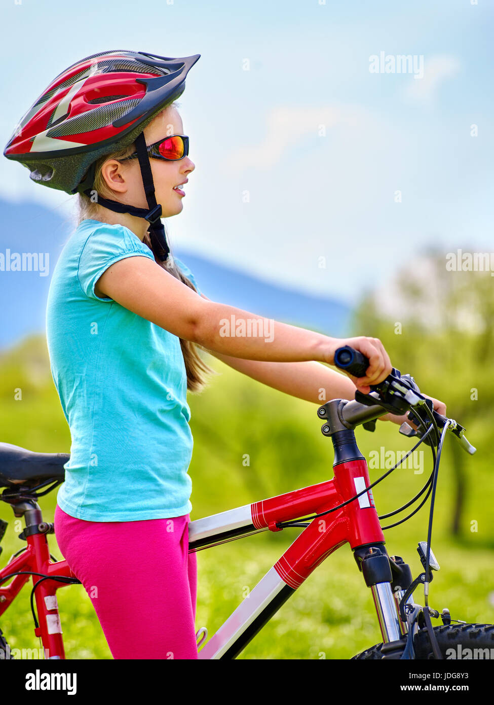 Tween bikes hi-res stock photography and images - Alamy