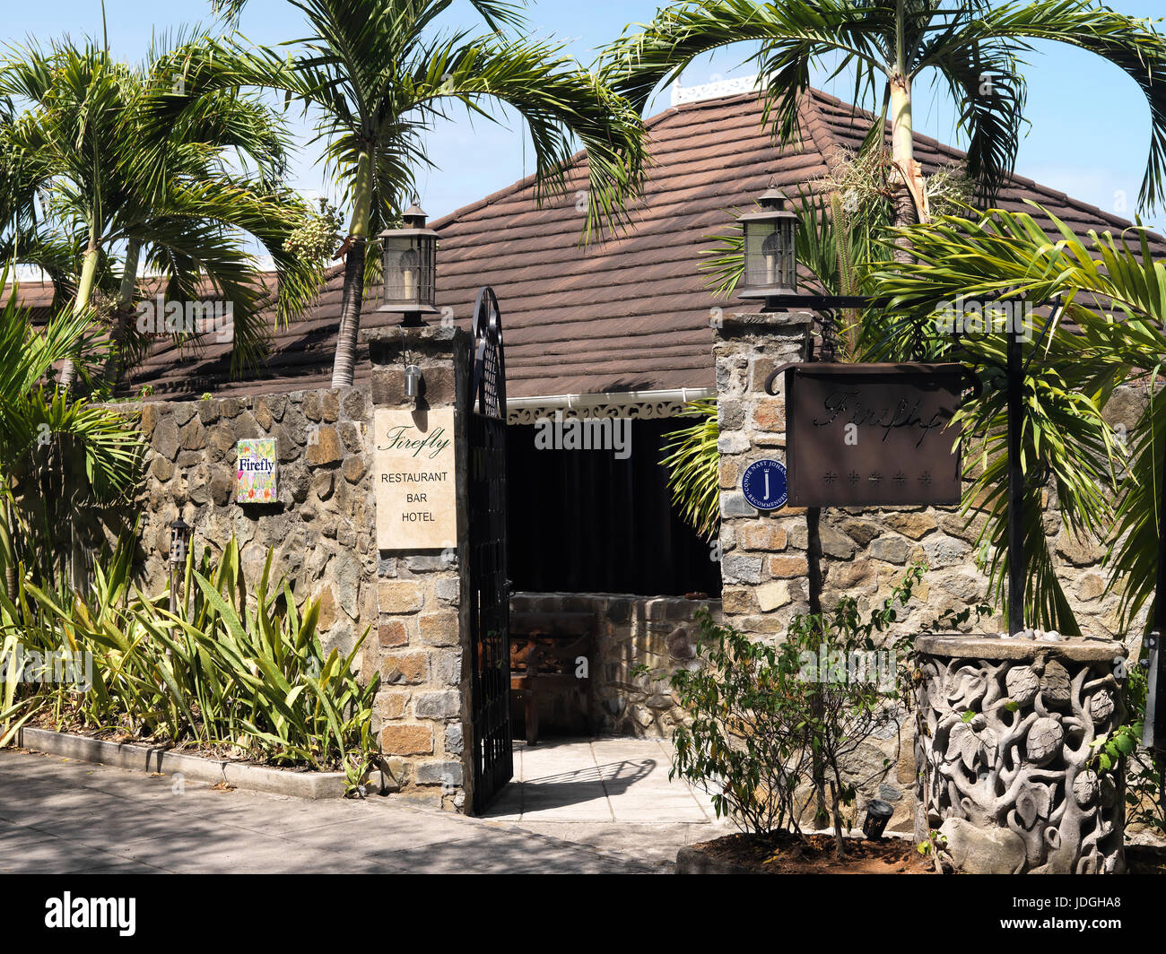 Firefly Hotel on Mustique is a beatiful small holiday and vacation ...