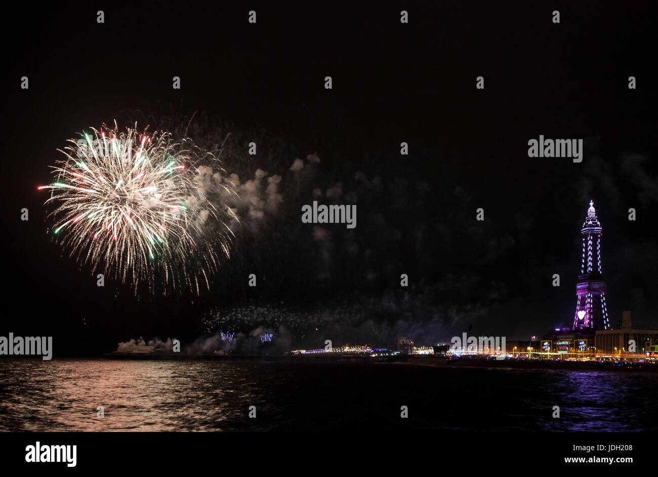 Blackpool night out hi-res stock photography and images - Alamy