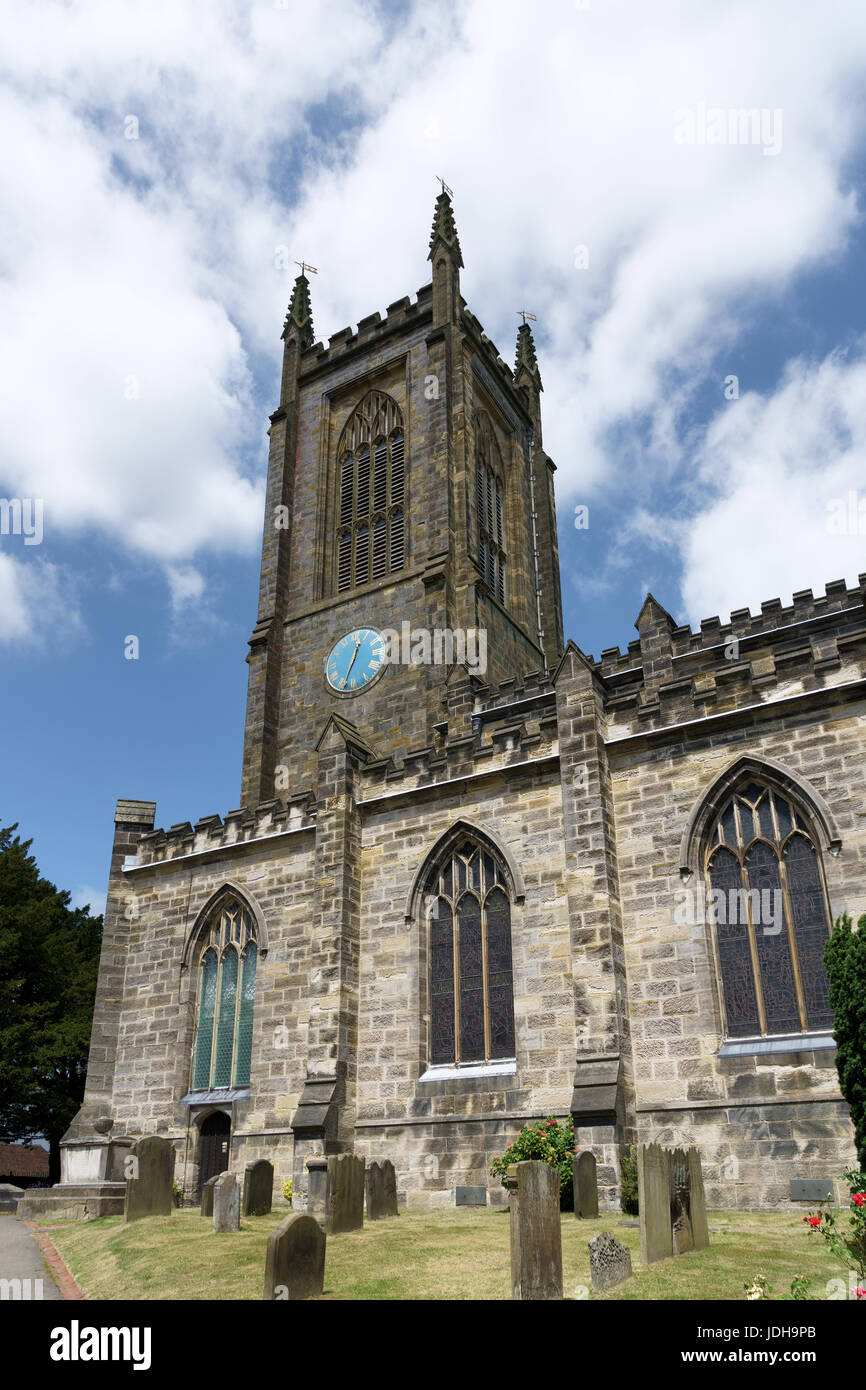 EAST GRINSTEAD, WEST SUSSEX/UK - JUNE 17 : St Swithun's Church in East ...