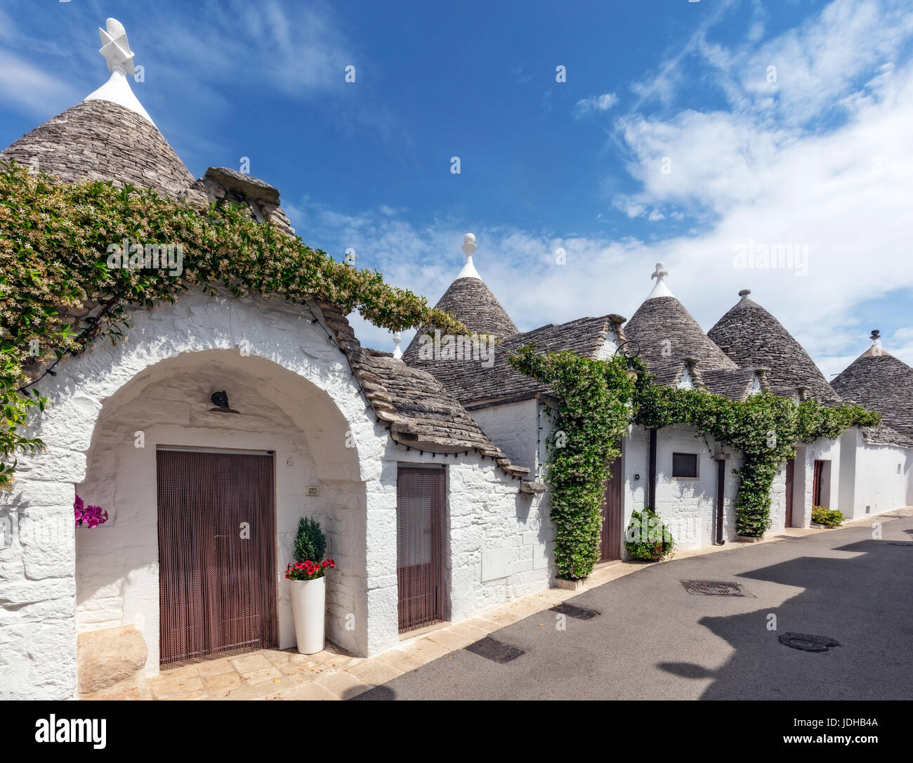 Alberobello village near Bari, Puglia Stock Photo - Alamy