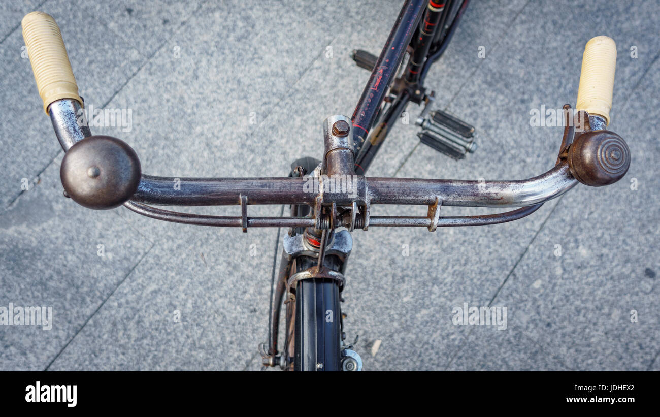 Top view of vintage old bicycle handlebar Stock Photo - Alamy
