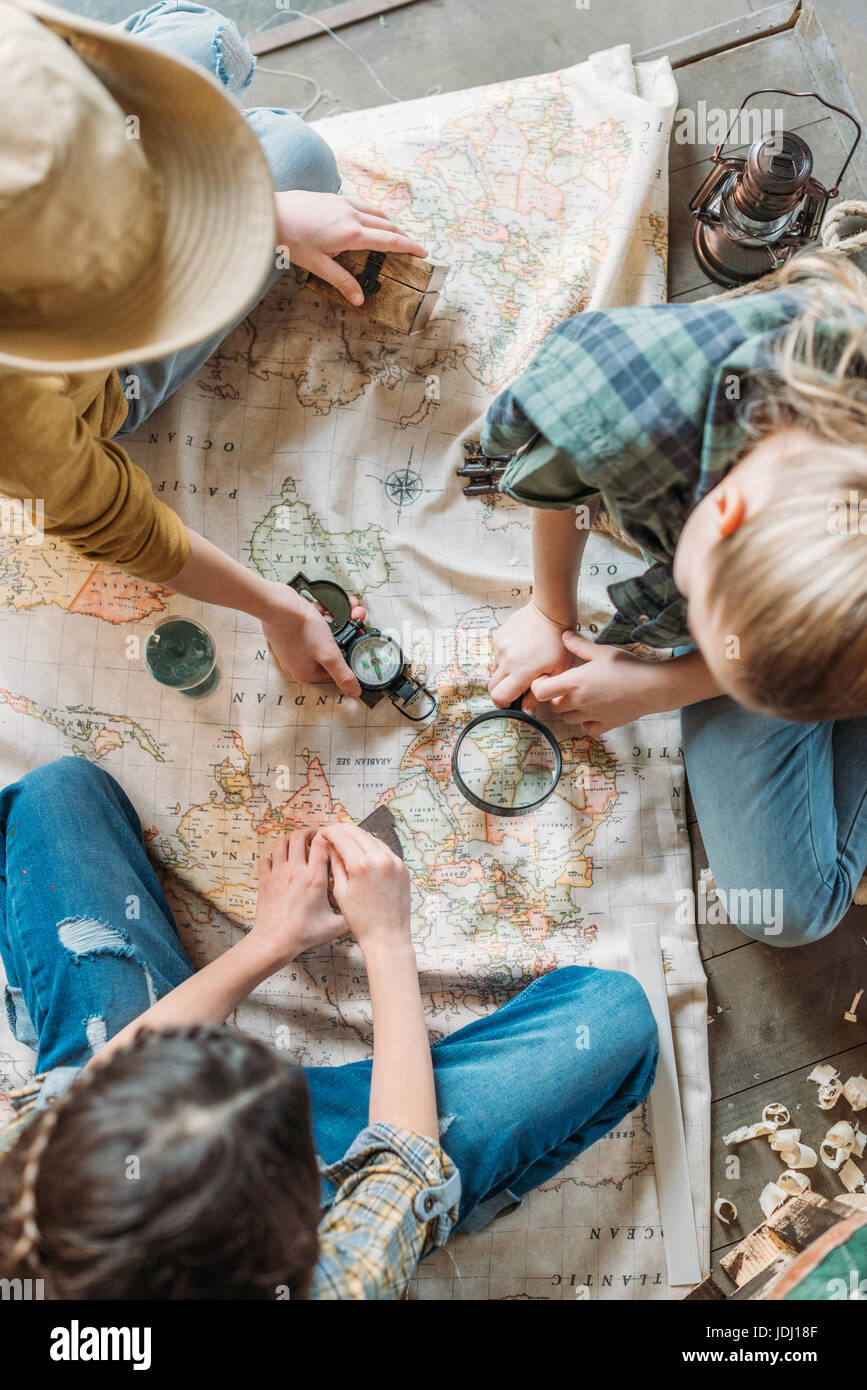 Treasure hunt children compass map hi-res stock photography and images ...