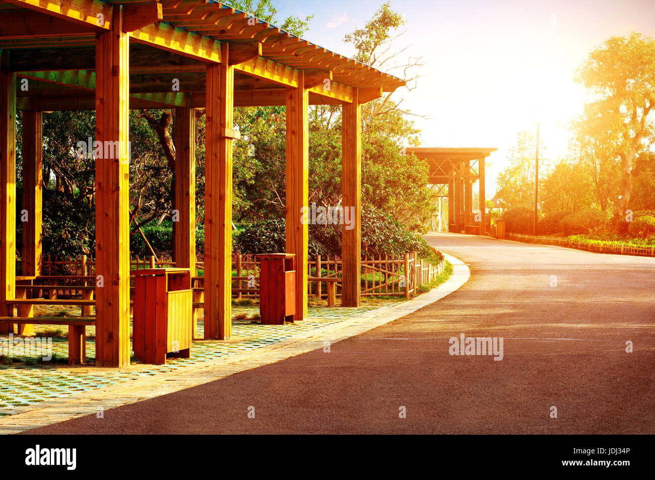 Park paths hi-res stock photography and images - Alamy