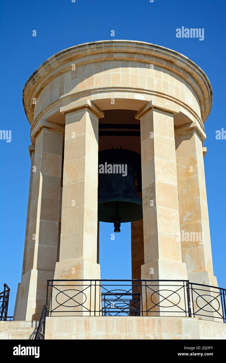 World war ii siege bell memorial hi-res stock photography and images ...