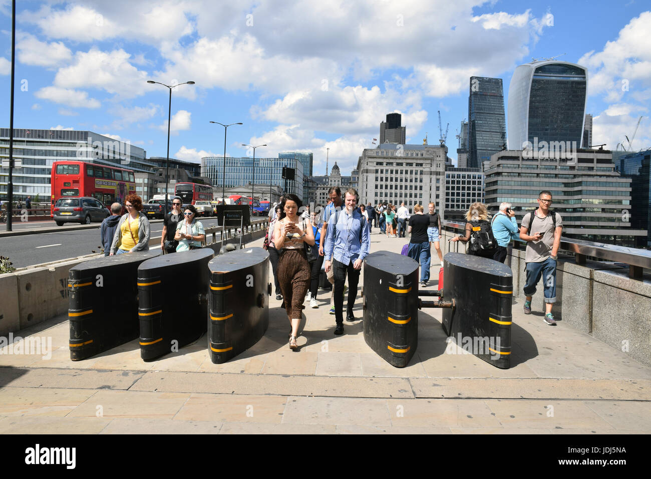 Anti terror barriers placed on London Bridge after 3 June terrorist ...