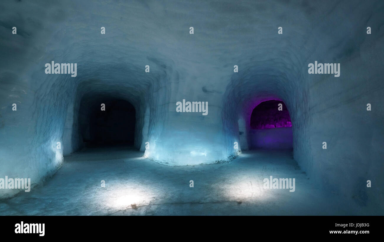 Island tunnel hi-res stock photography and images - Alamy