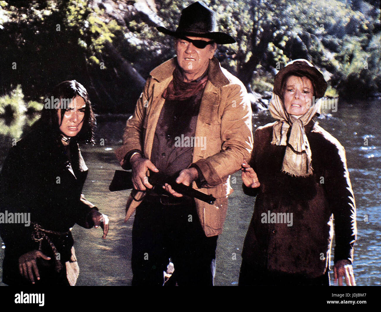 MIT DYNAMIT UND FROMMEN SPRÜCHEN aka. Rooster Cogburn, USA 1975 Regie ...